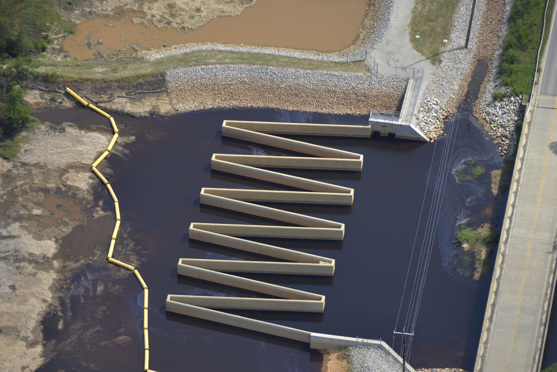 Labyrinth Spillway Dam - Sequoia Services