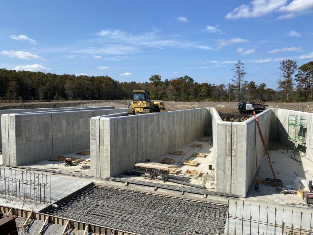 Labyrinth Spillway Dam - Sequoia Services