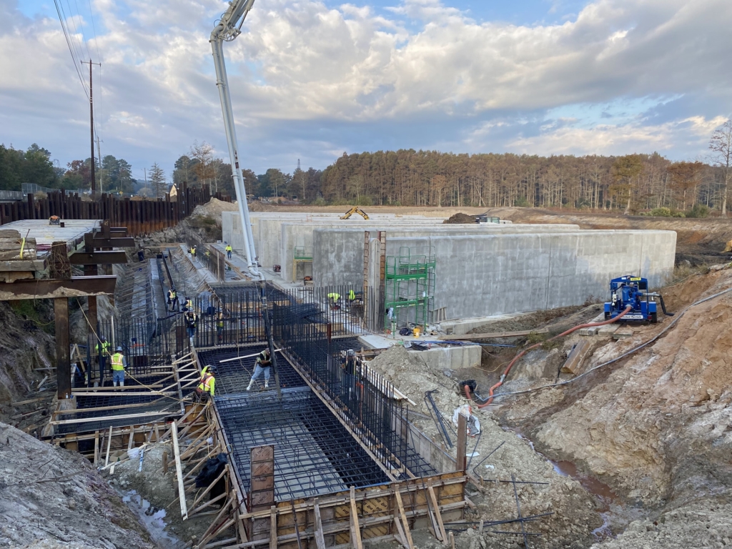Labyrinth Spillway Dam - Sequoia Services