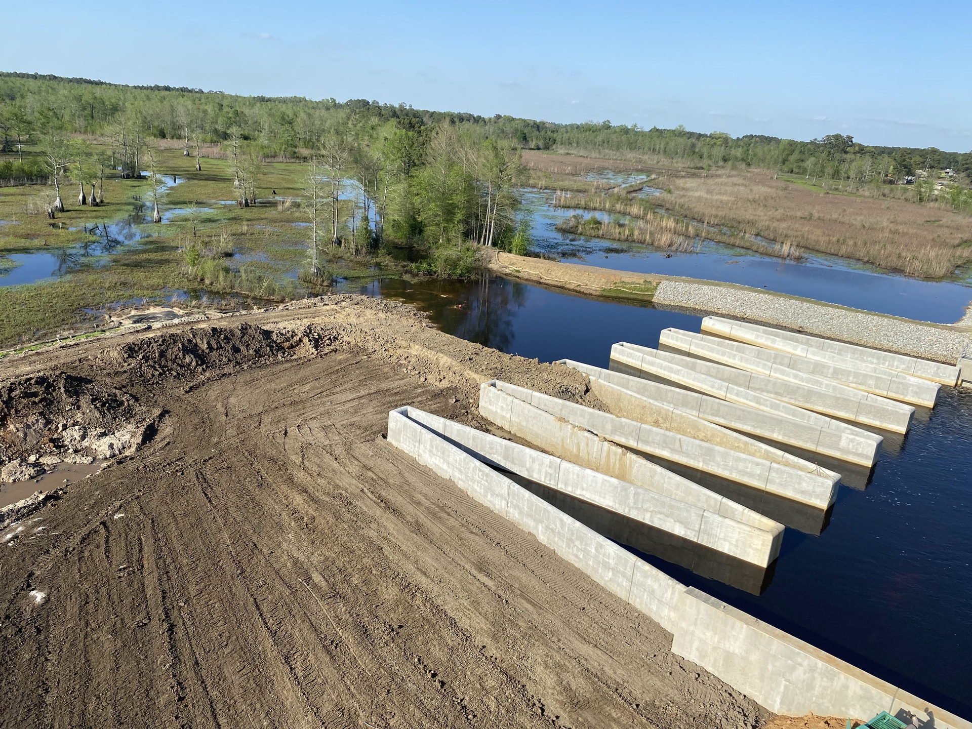 Labyrinth Spillway Dam - Sequoia Services