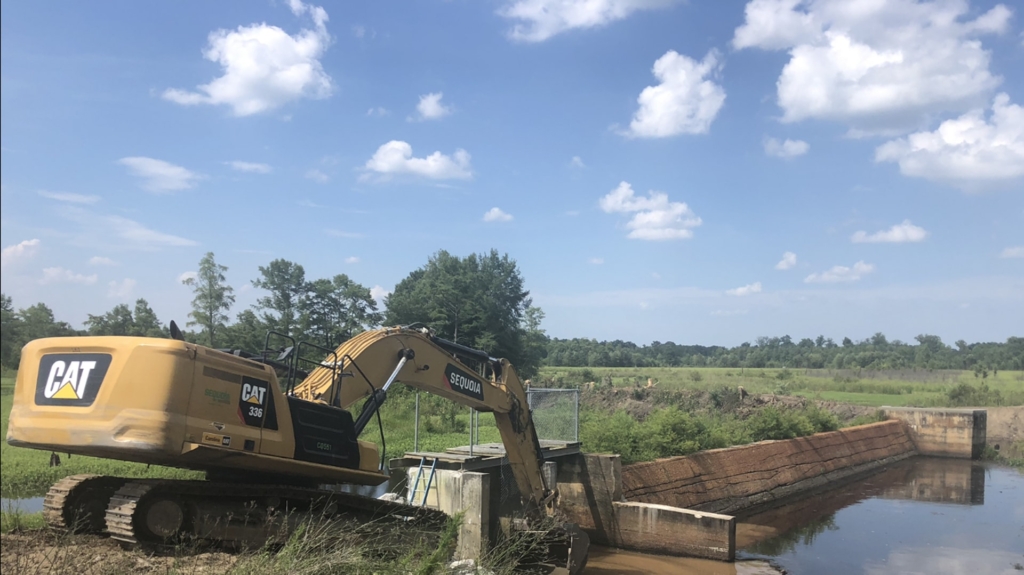 Labyrinth Spillway Dam - Sequoia Services
