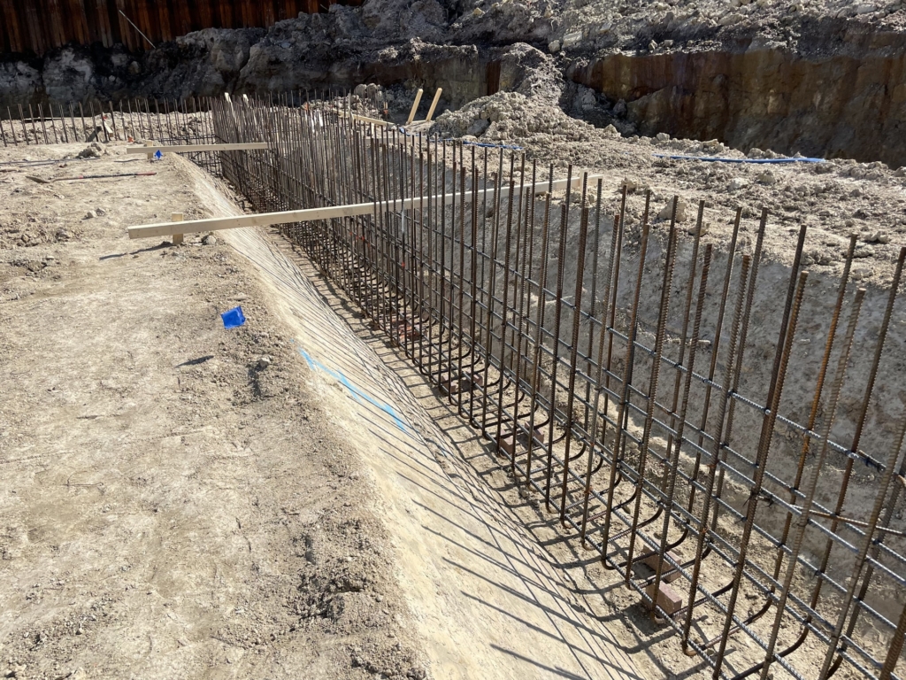 Labyrinth Spillway Dam - Sequoia Services